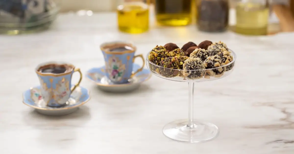 3 Çeşit Çikolatalı Trüf Tarifi (Videolu), Nasıl Yapılır? | Yemekte ...